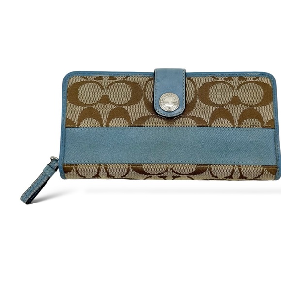Coach | Bags | Coach Long Zip Around Wallet In Signature Canvas Wrobin ...